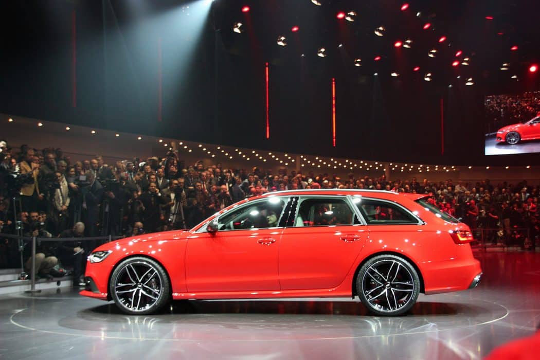 2013 audi rs6 avant side – AUTO CONVO